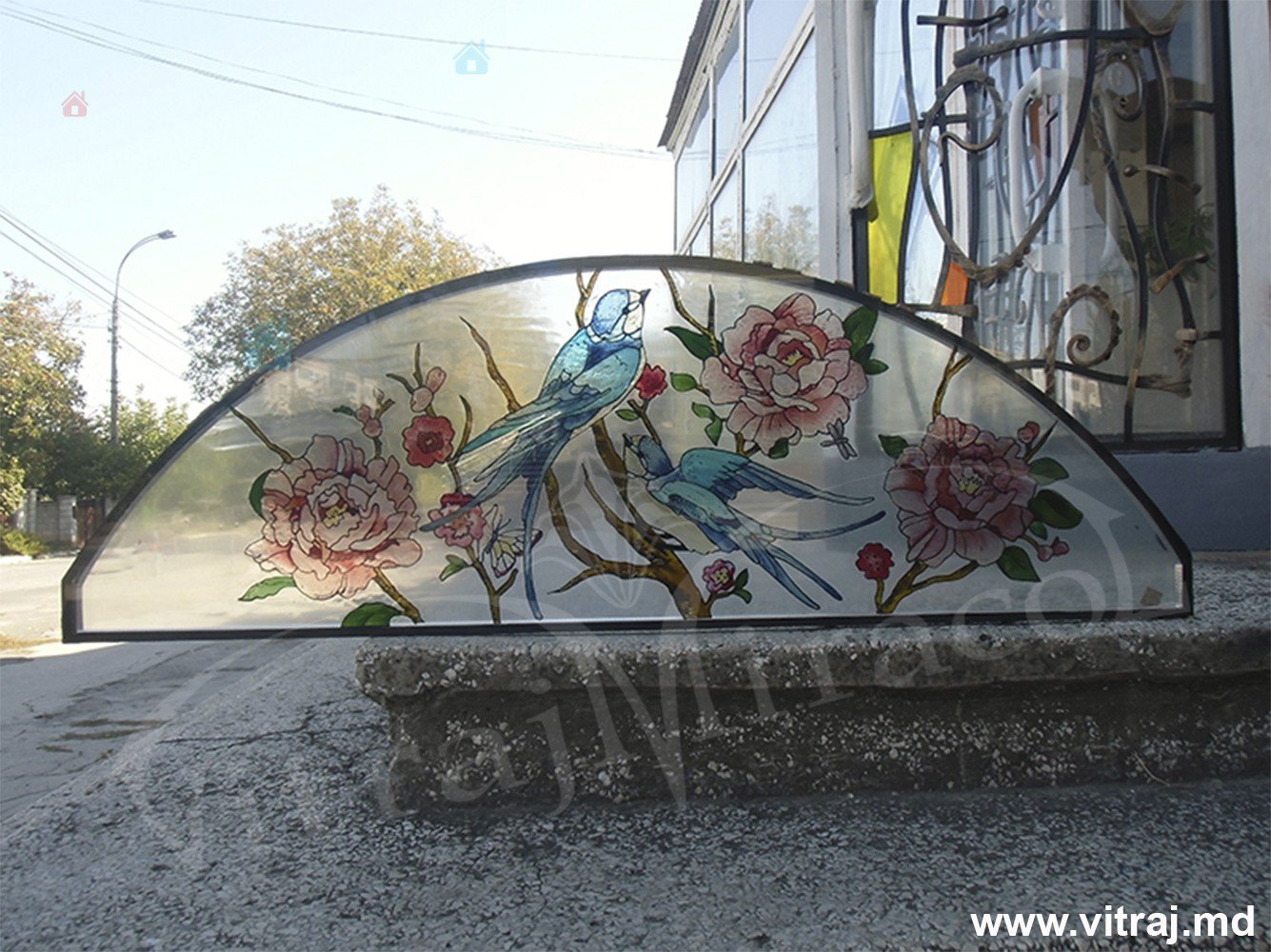 Vitralii in tehnica Pictura pe sticla la comanda de la compania VITRAJ ...