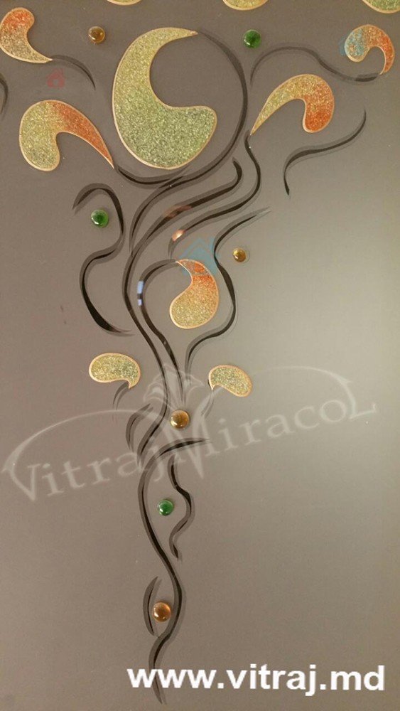 Vitralii in tehnica Sticla faramitata la comanda de la compania VITRAJ ...