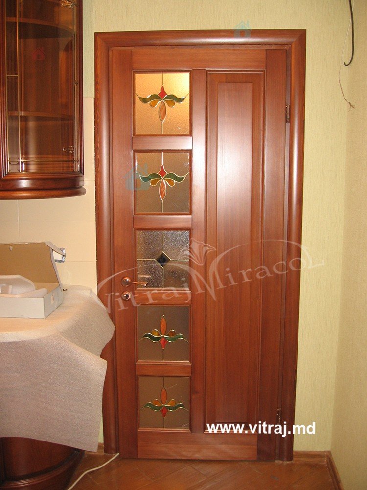 Vitraliu in usa de living, tehnica RegaLead la comanda de la compania ...