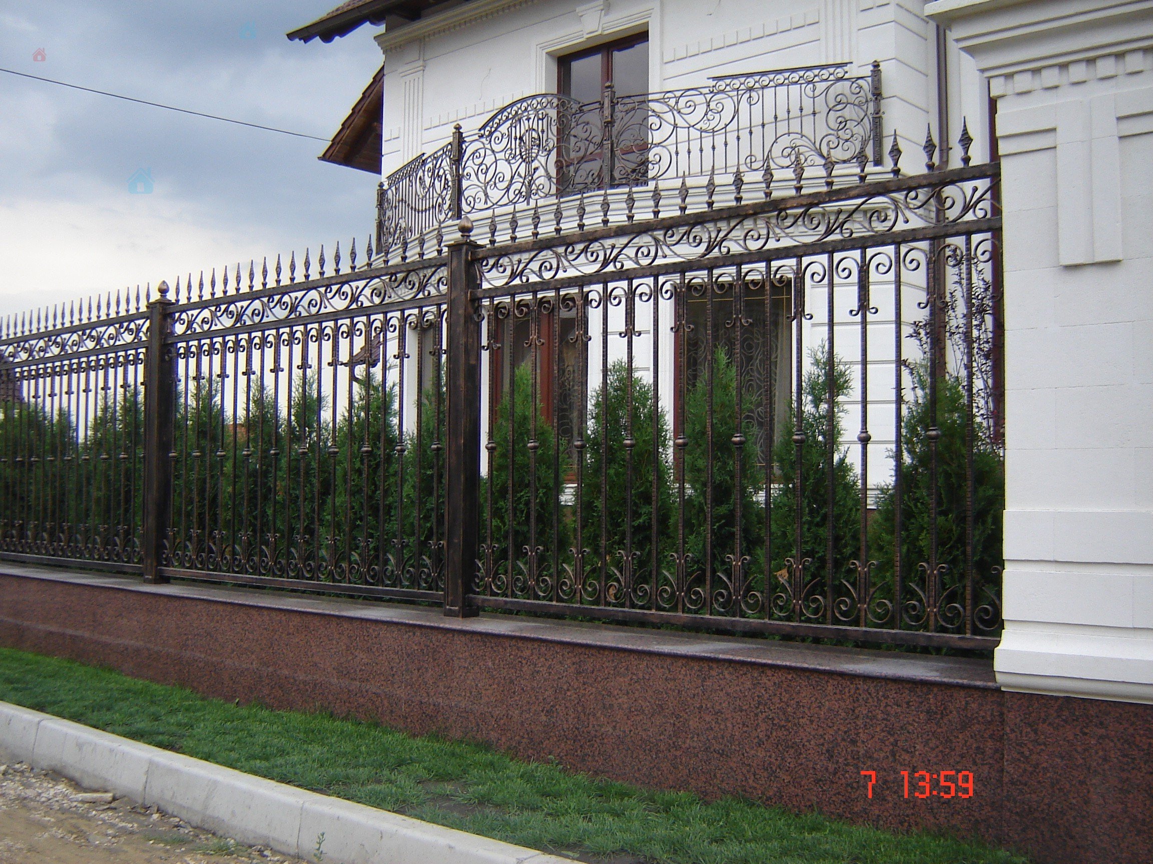 Gard forjat №1 la comanda de la compania STIFT S.A. în Chișinău și în ...